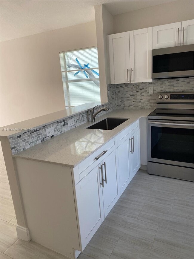 14102 SW 120th Ct, Miami, FL 33186 - Townhome Rentals in Miami FL ...