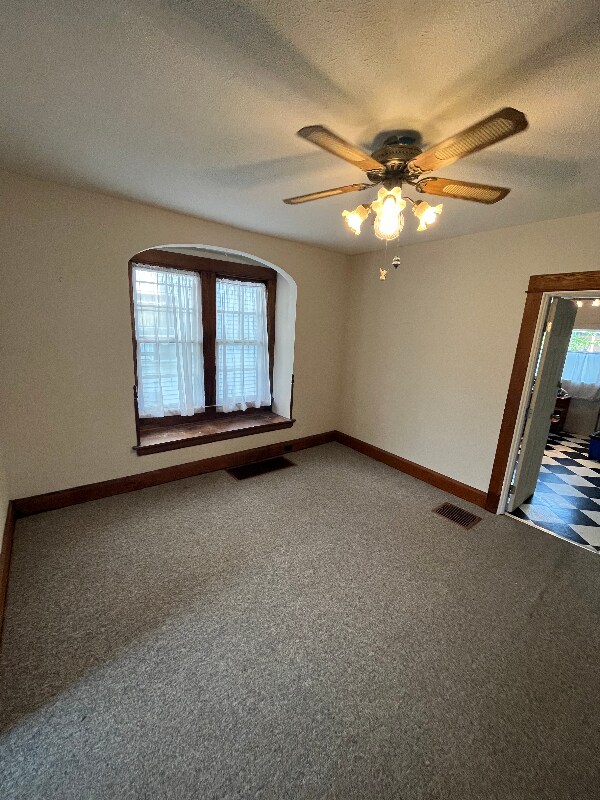 313 Washington Ave, Wheeling, WV 26003 | Apartments.com