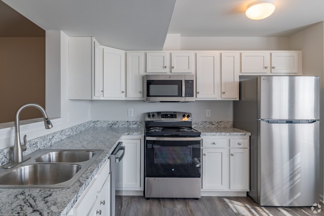 Smith Farm Apartments - 131 Nava Ct Carlisle, PA 17013 | Apartments.com