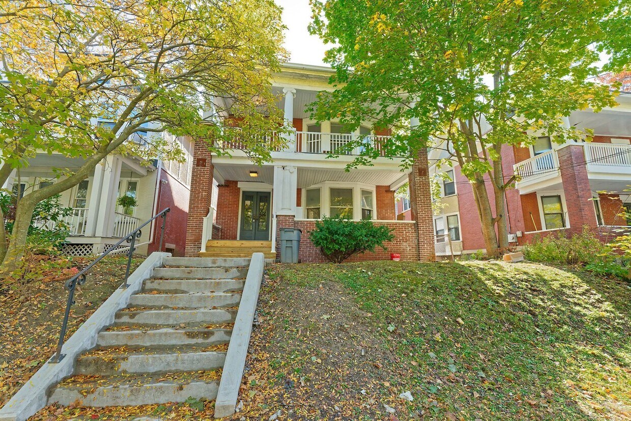 10 S Main Ave Unit 2nd Floor, Albany, NY 12208 - Room for Rent in ...