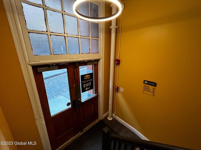 37 Maiden Ln Unit 4A, Albany, NY 12207 - Room for Rent in Albany, NY ...