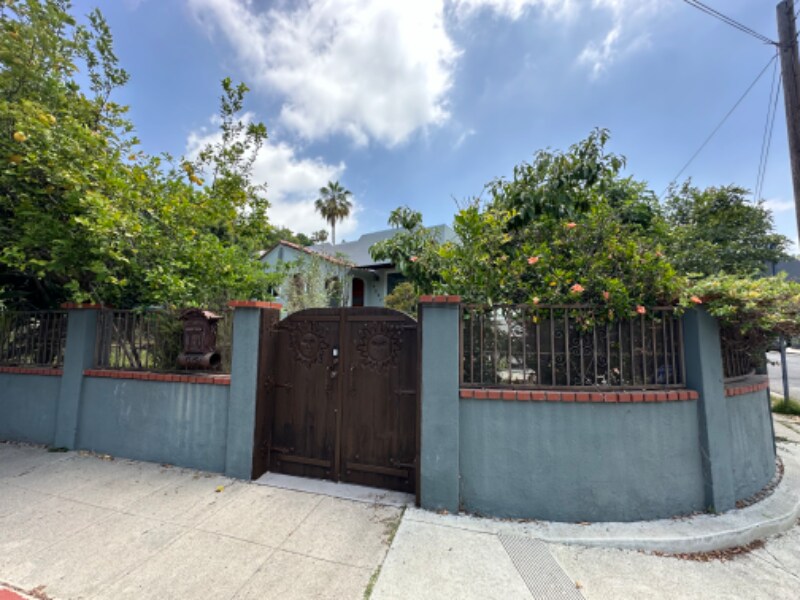 4807 Toland Way, Los Angeles, CA 90042 | Apartments.com