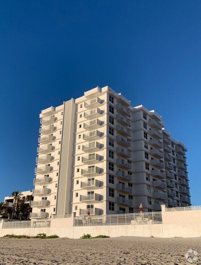 Bel Lido Isle Apartments for Rent with a Garage - Highland Beach, FL ...