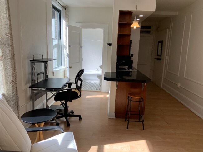 1324 Locust St Unit 419, Philadelphia, PA 19107 | Apartments.com