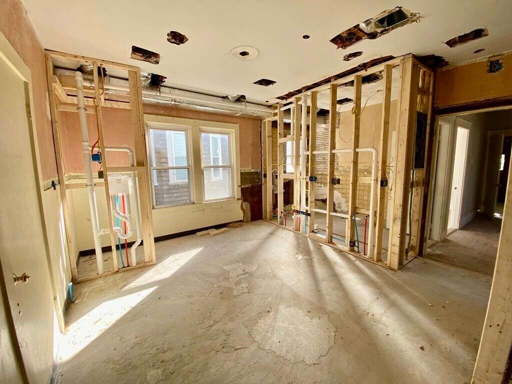 132 Eliot St Unit 3, Chestnut Hill, MA 02467 - 132 Eliot St Chestnut ...
