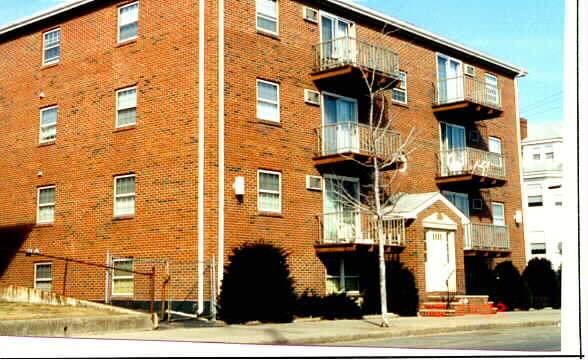 826 Broadway, Revere, MA 02151 - 826 Broadway Revere, MA 02151 ...