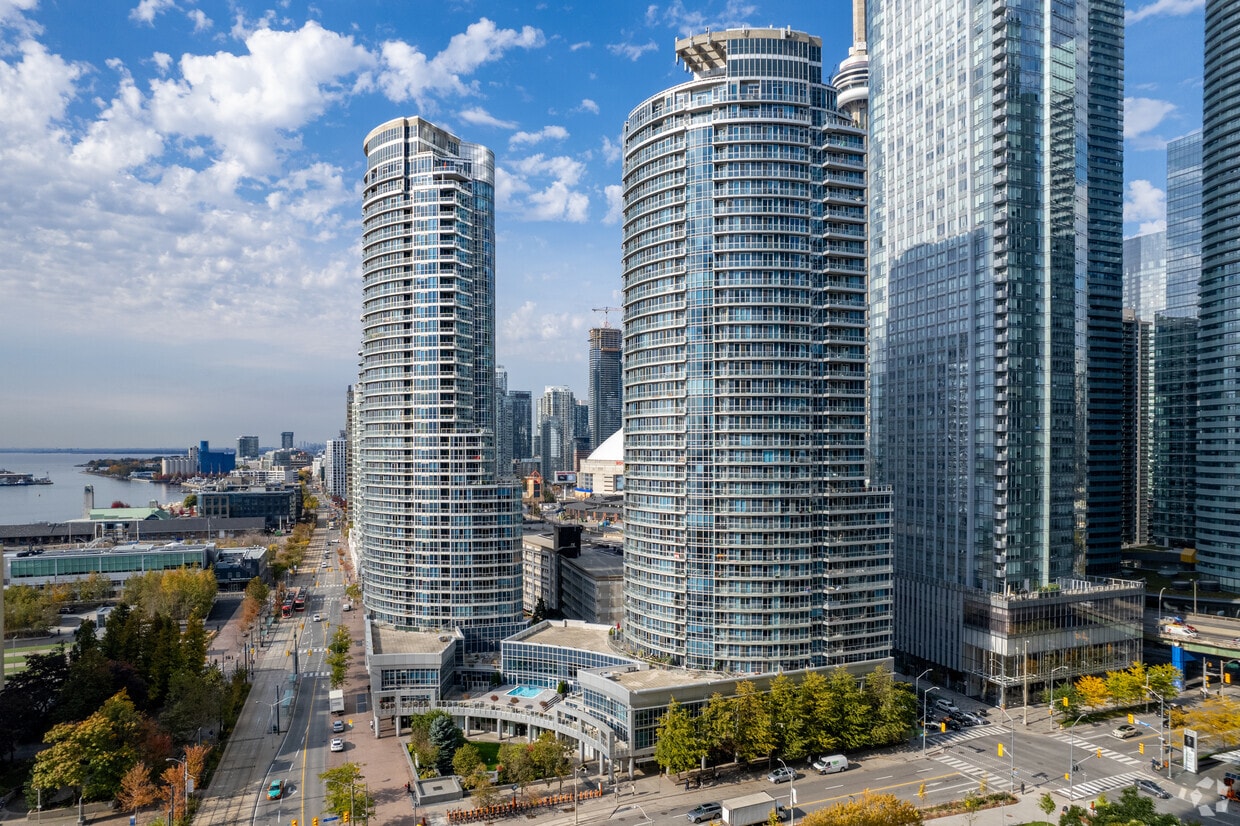Waterclub Condo Apartments - 8 York St Toronto, ON | Apartments.com