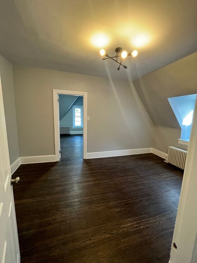 302 Oley St Unit Apartment 3, Reading, PA 19601 - Room for Rent in ...