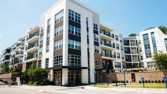 Downtown Sandy Springs Apartments for Rent - Atlanta, GA - Updated ...