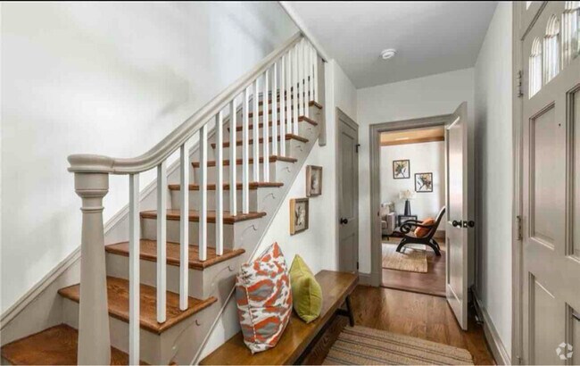 Roland Park Apartments for Rent with Hardwood Floors - Richmond, VA ...