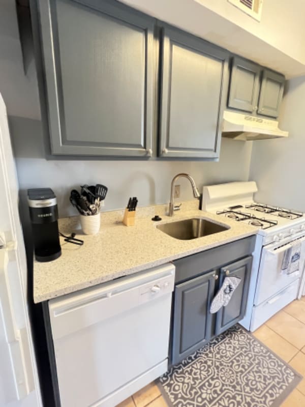 1215 Simms Pl NE Unit 3, Washington, DC 20002 | Apartments.com