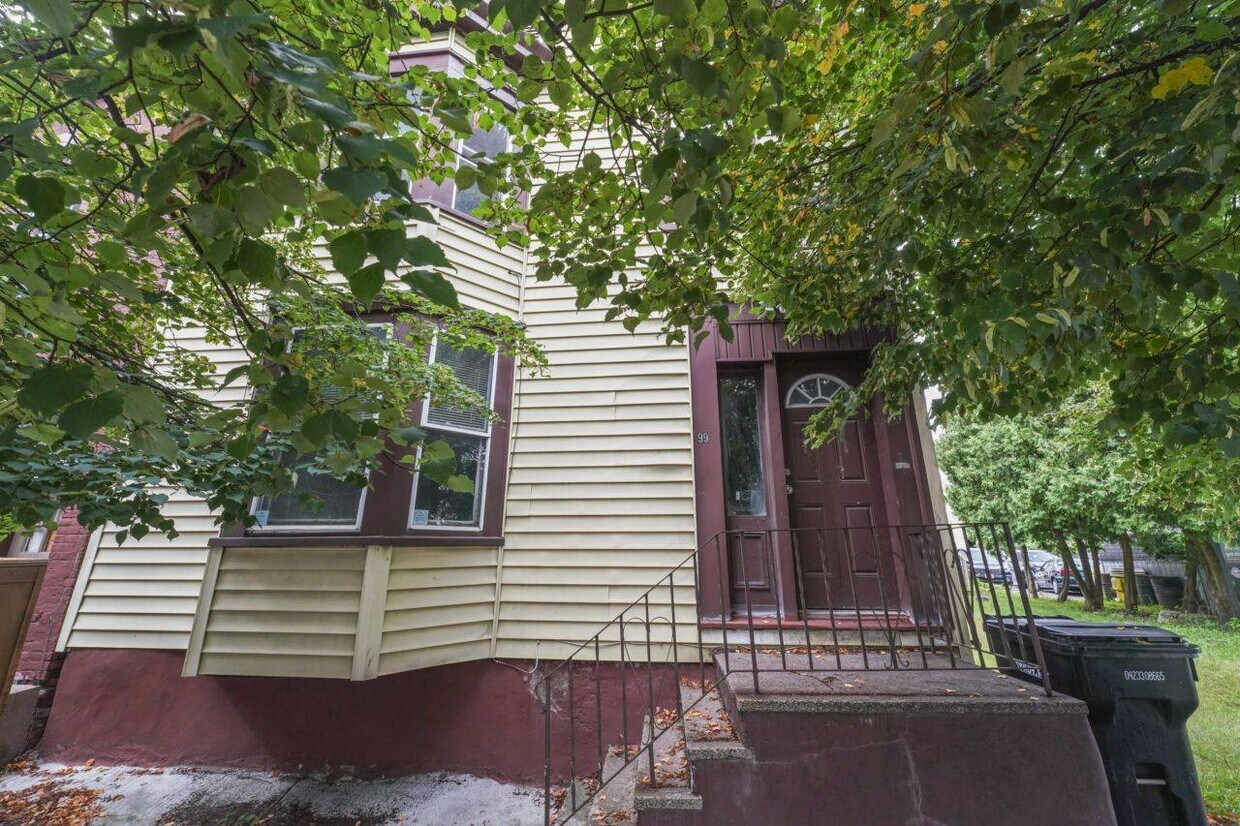 99 Hill Rd, Troy, NY 12180 - Room for Rent in Troy, NY | Apartments.com