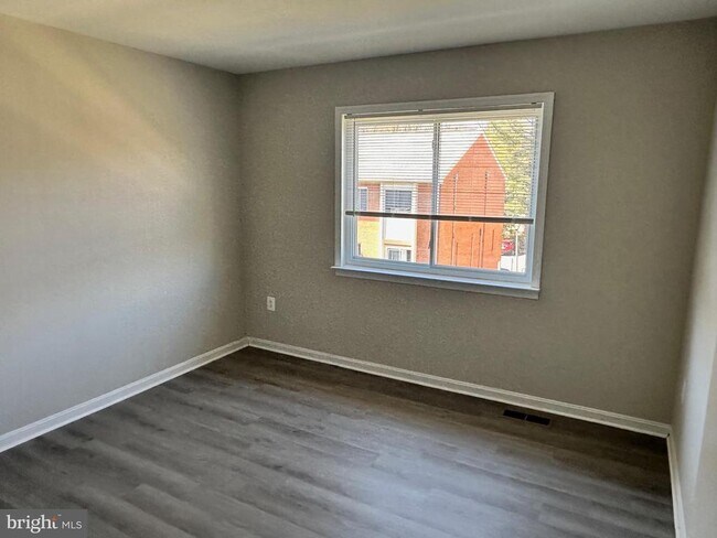 4649 Logsdon Dr, Annandale, VA 22003 - Townhome Rentals in Annandale VA ...