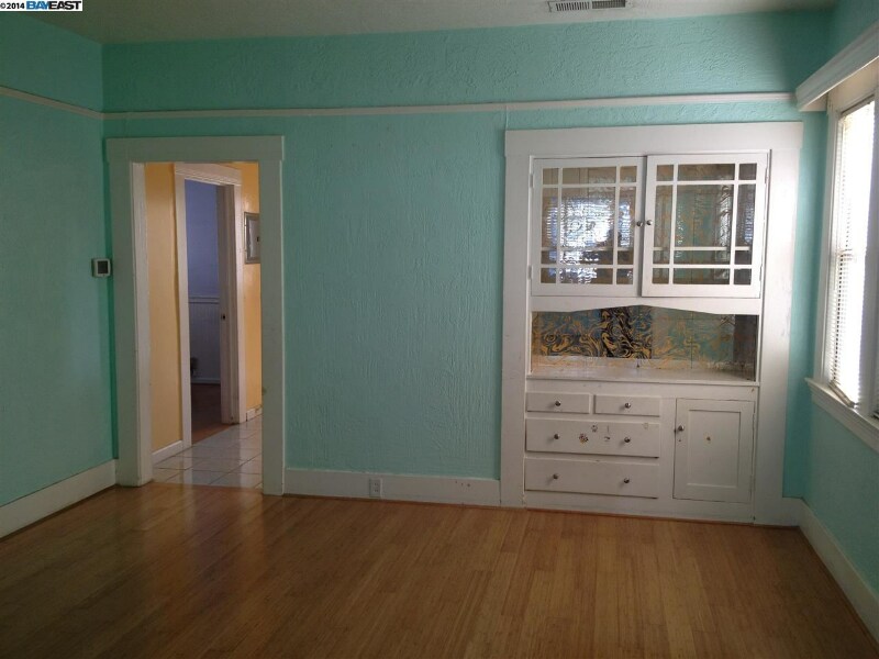 2119 E 21st St, Oakland, CA 94606 | Apartments.com