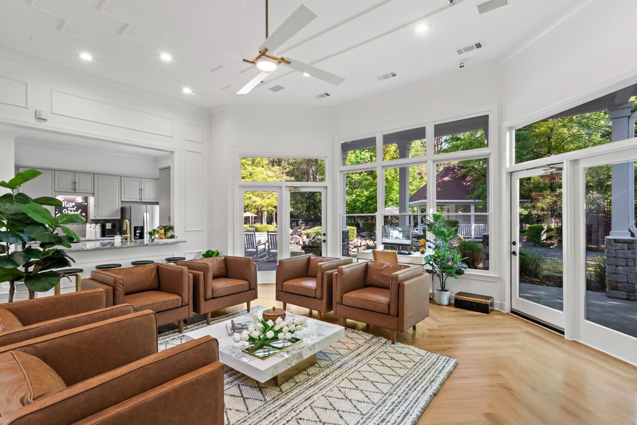 Clarinbridge Apartments and Townhomes - 3770 George Busbee Pky Kennesaw ...
