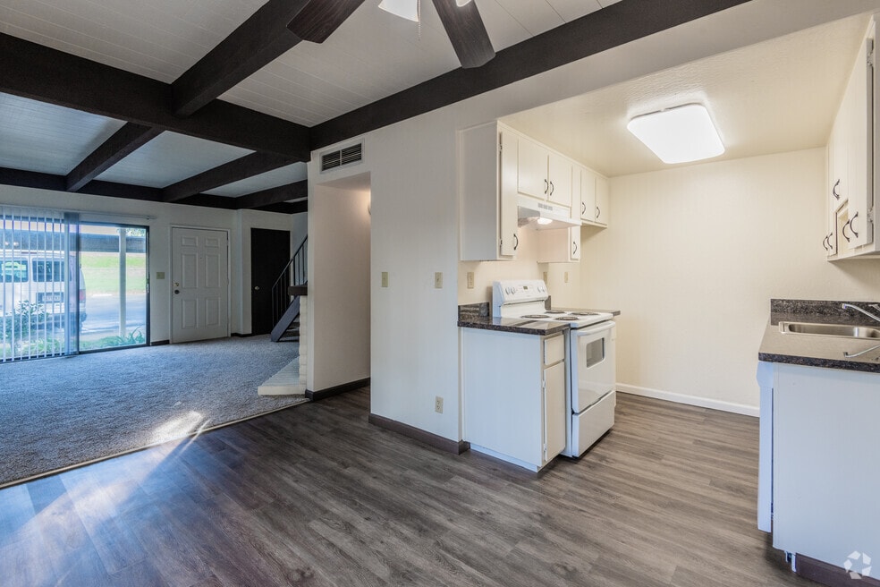 Apartments for Rent under $1,700 - 113 Rentals - 113 Homes | Apartments.com