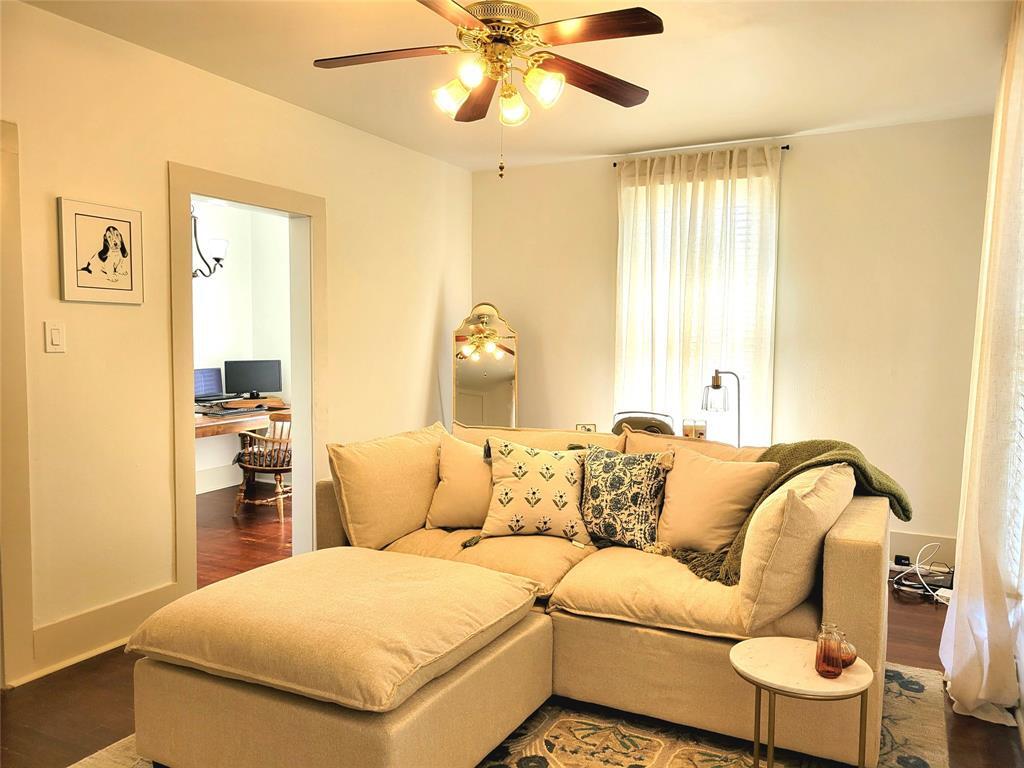 514 E University Ave, Georgetown, TX 78626 - Townhome Rentals in ...