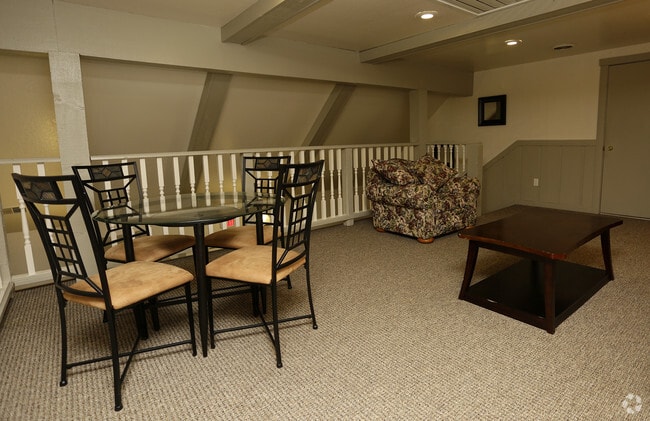 Apple Ridge Apartments - Walker, MI | Apartments.com