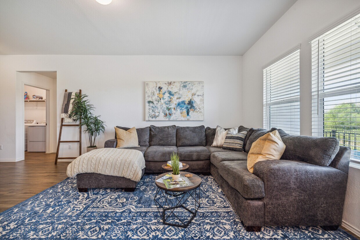 130 Isaac Millsaps Trl, Bastrop, TX 78602 - House Rental in Bastrop, TX ...