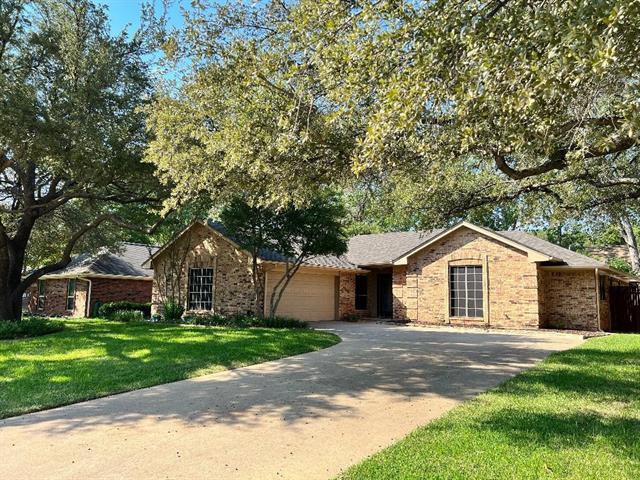 2224 Oak Bluff Dr, Flower Mound, TX 75028 - House Rental in Flower ...