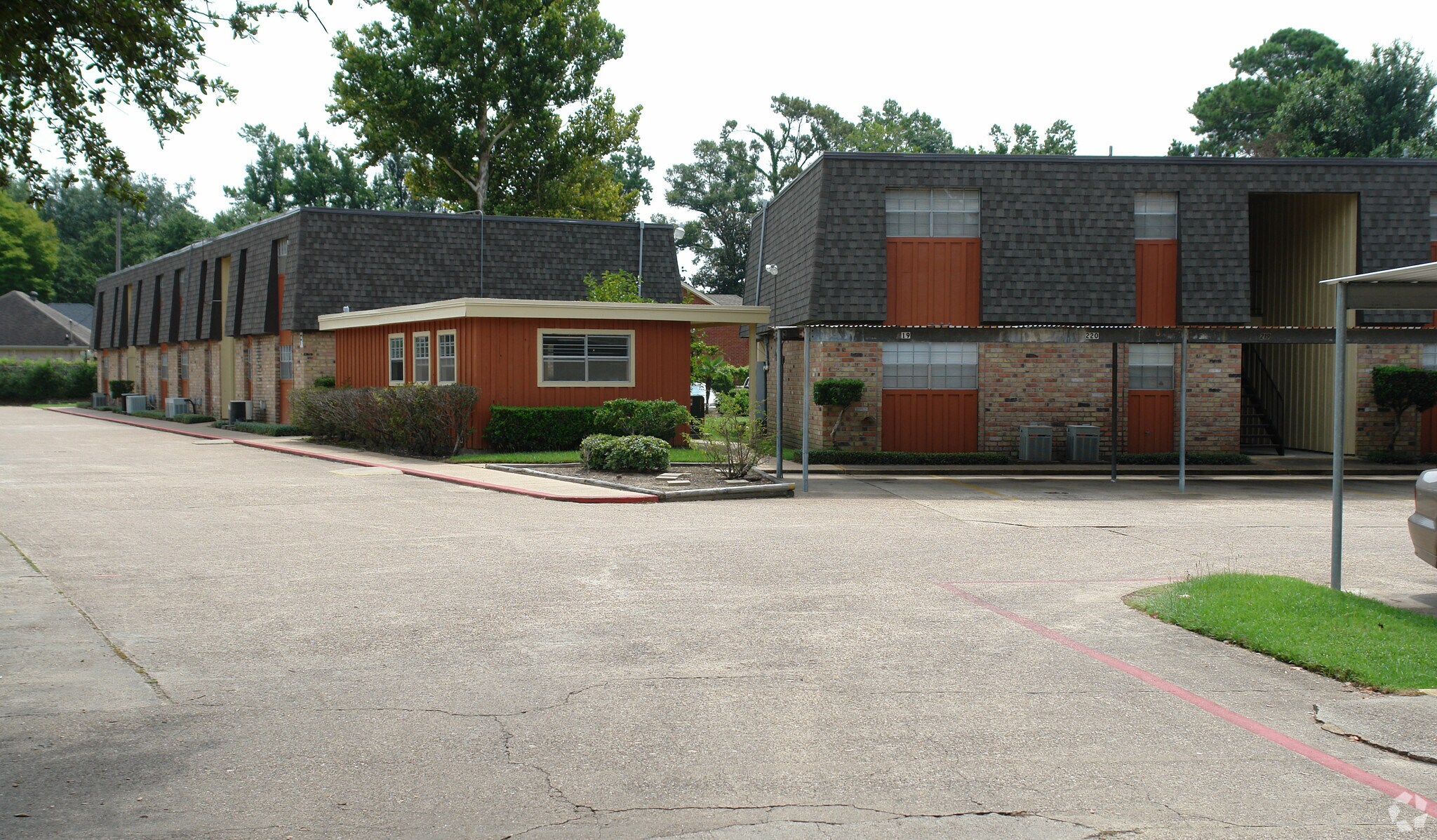 Calder Oaks Apartments - 5850 Calder Ave Beaumont, TX 77706 ...