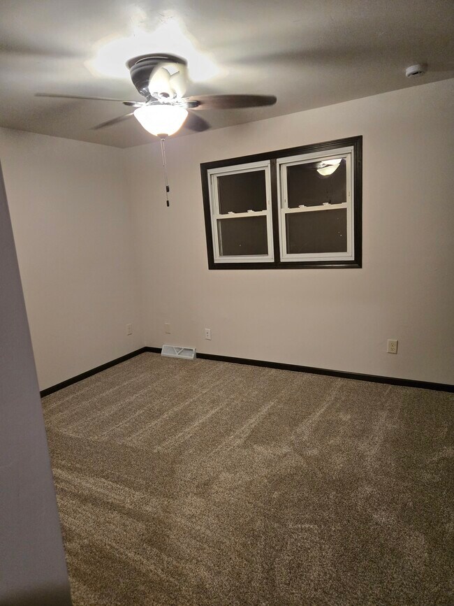 773 Wanda Ave, Neenah, WI 54956 - Townhome Rentals in Neenah WI ...