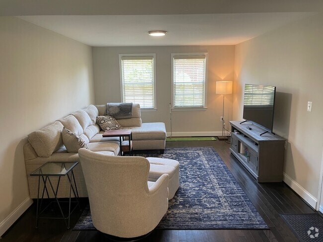 Belle View Condominiums Apartments for Rent - Alexandria, VA - 2 ...