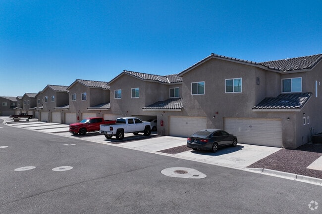 Fortuna Foothills Apartments with EV Charging