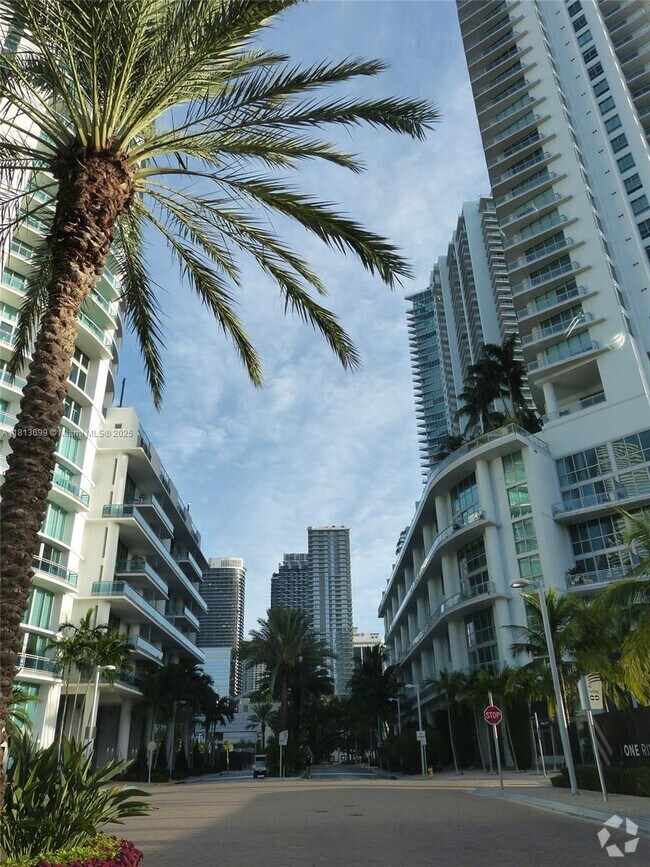 Best Luxury Downtown Miami Historic District Apartments for Rent - Miami, FL - Updated Today ...