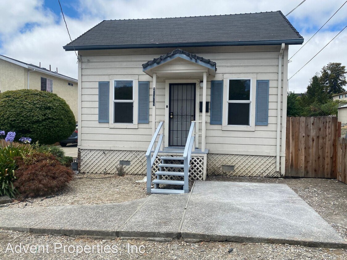 21413 Locust St, Hayward, CA 94541 - House Rental in Hayward, CA ...