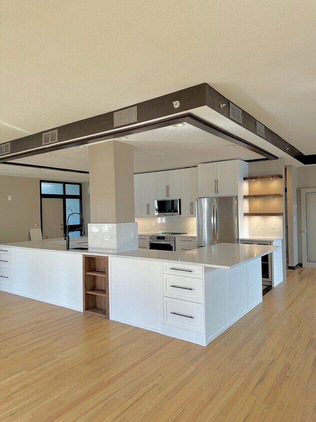 2020 11th Av Unit 500, Regina, SK S4P 0J3 - Condo for Rent in Regina ...