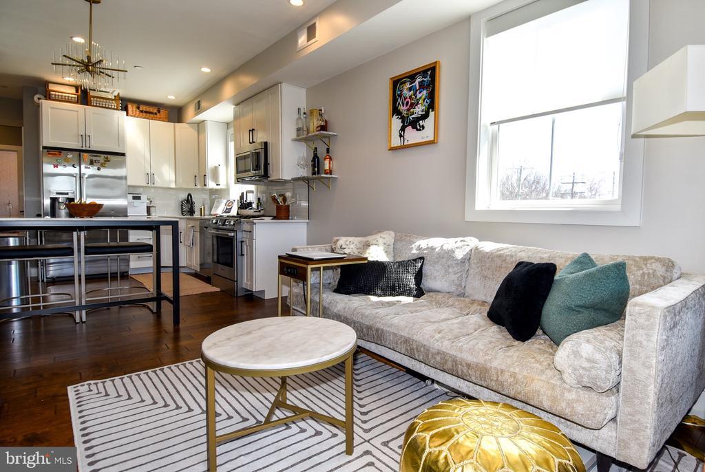 1101 Fern St NW Unit 302, Washington, DC 20012 - Room for Rent in ...