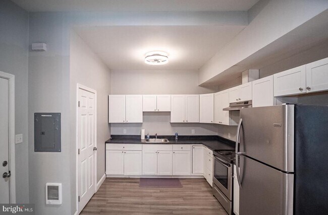 419 Woodward St Unit 2ND FLOOR, Reading, PA 19601 - Room for Rent in ...