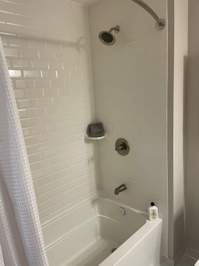 6870 SW 77th Ter Unit 311, South Miami, FL 33143 - Condo for Rent in ...