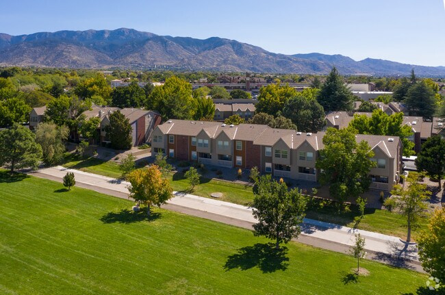 Mesa Del Oso/Promenade - Albuquerque, NM: Neighborhood Guide ...