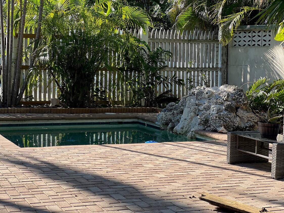 2721 Staples Ave, Key West, FL 33040 - House Rental in Key West, FL ...