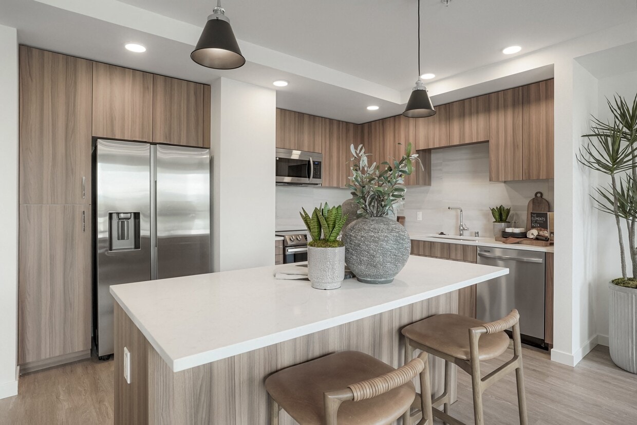 Maxwell at Bascom - 1350 S Bascom Ave San Jose, CA 95128 | Apartments.com
