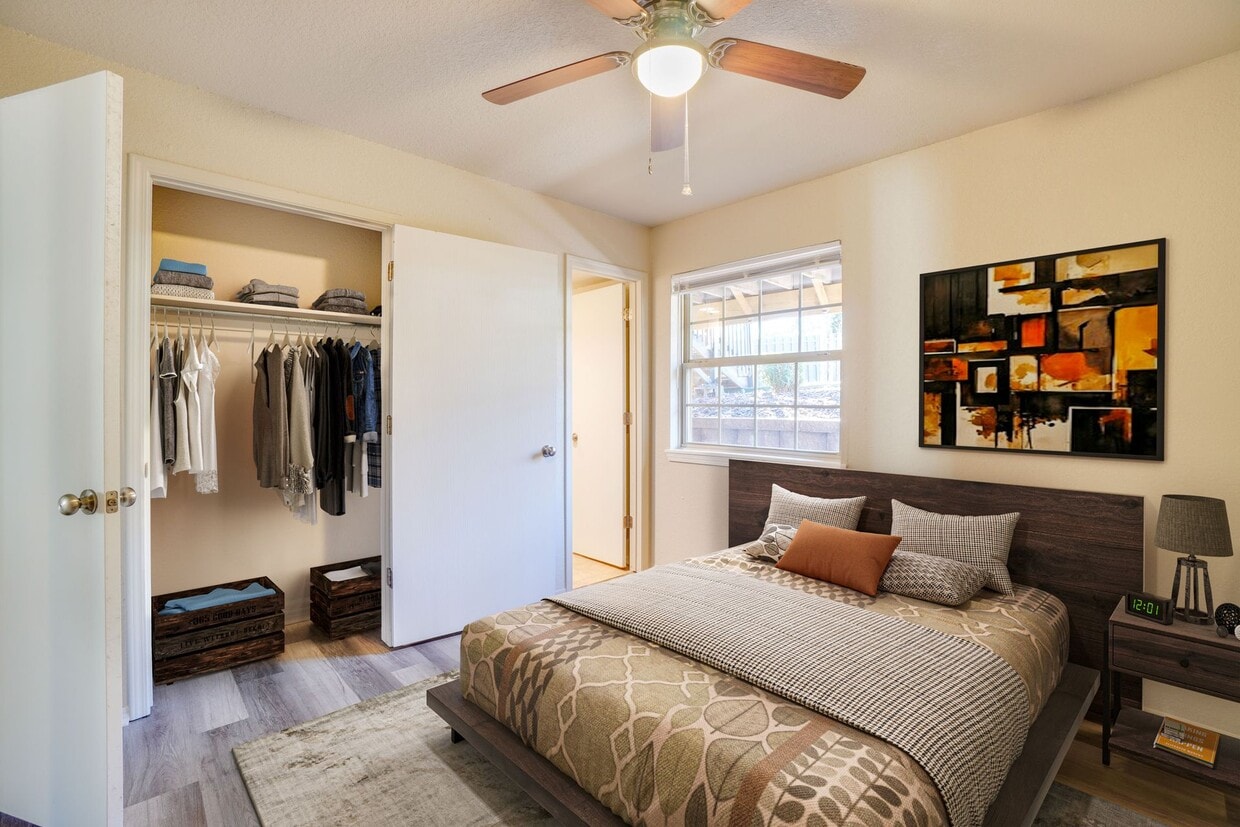 Forrest Brook Apartments - 3014 Presley St Fort Smith, AR 72901 ...
