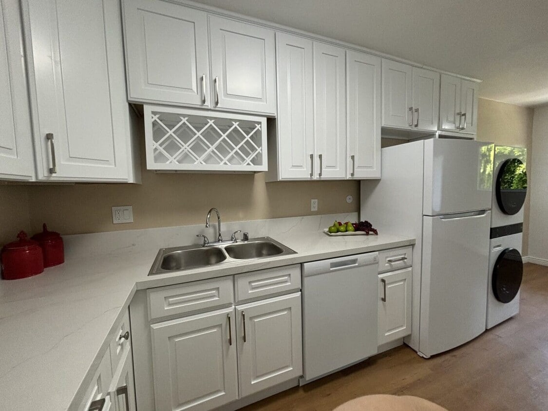 Casa De Helix - La Mesa - 3903 Conrad Dr Spring Valley, CA 91977 ...