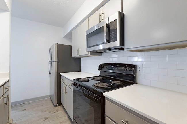 Apartments for Rent with Hardwood Floors Near Stop Six Sunrise ...