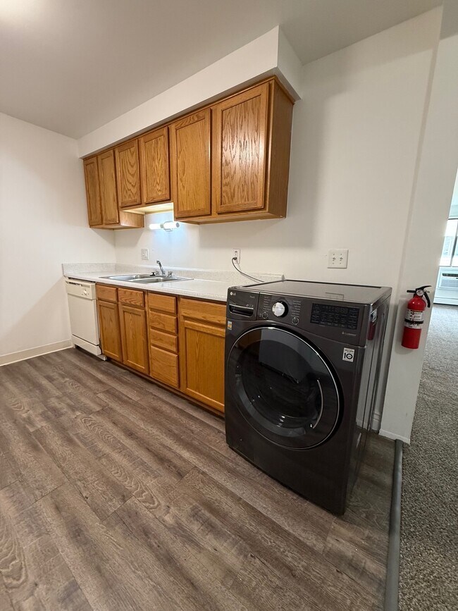 Downtown Ypsilanti Gated Apartments for Rent - Ypsilanti, MI - Updated ...