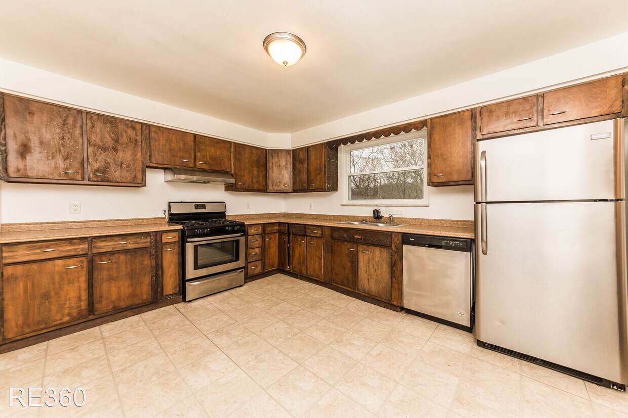 606 Chess St, Pittsburgh, PA 15211 - House Rental in Pittsburgh, PA ...