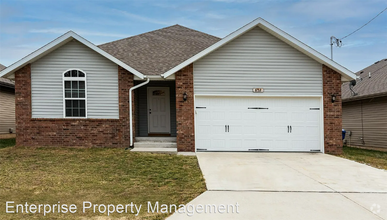 Orchard Park Apartments under $2,500 - Springfield, MO - 2 Rentals ...