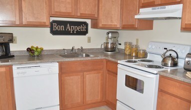 Oak Creek Apartments Rentals - Concord, NH | Apartments.com