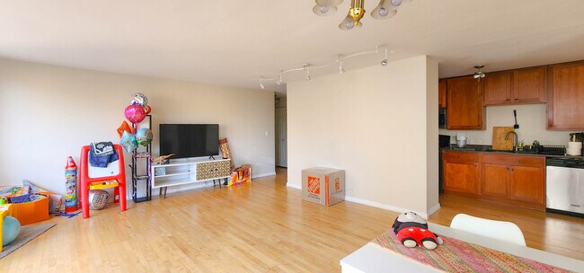 5701 N Sheridan Rd Unit 3H, Chicago, IL 60660 - Condo for Rent in ...