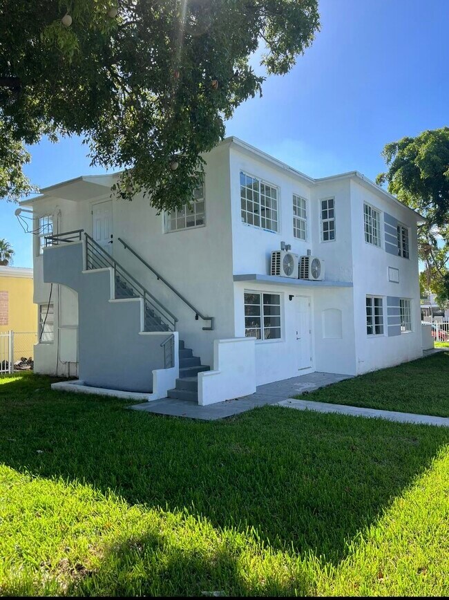 1935 Marseille Dr, Miami, FL 33141 - Townhome Rentals in Miami FL ...