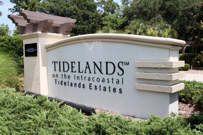 Tidelands Pet Friendly Townhouses for Rent - Palm Coast, FL - 1 ...