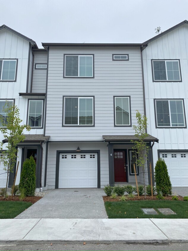 2012 101st Ave SE, Lake Stevens, WA 98258 - Townhome Rentals in Lake ...
