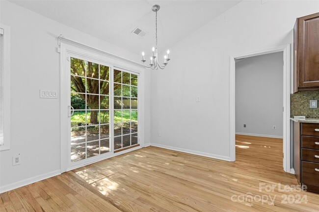 4730 Avalon Forest Ln, Charlotte, NC 28269 | Apartments.com
