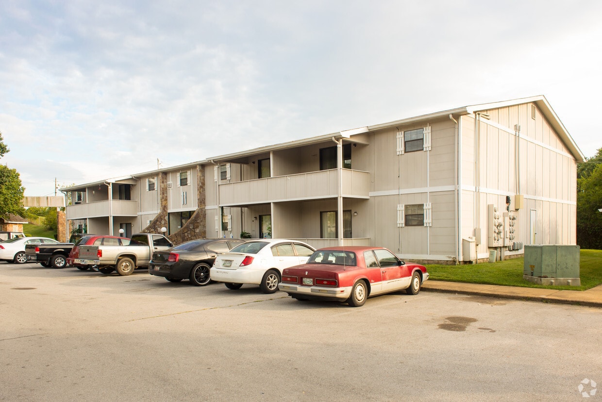 Lily Grace North - 4616 Sunflower Ln Chattanooga, TN 37416 | Apartments.com